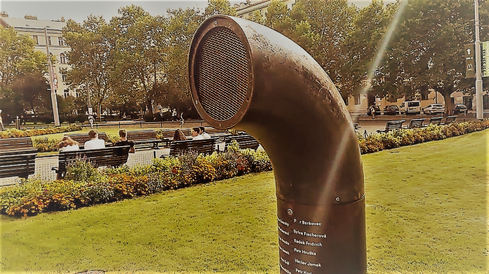 The Poetry Jukebox on Peace Square – Culture Smuggling